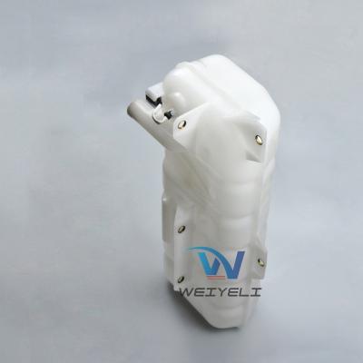 Cina EC700 Volvo Truck Coolant Expansion Water Tank VOE 1674916 1674922 603-5507 21399626 20517007 in vendita