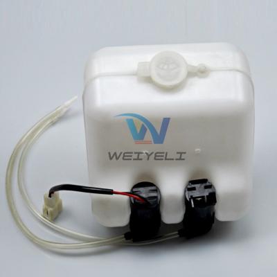 China Excavator wasmachine Wiper Spray Flasje 85315-0B010 XGQS66X-1 Voor XCMG 12V / 24V Te koop