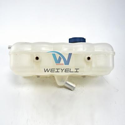 Cina 247-1385 247-1384 Serbatoio di espansione del liquido di raffreddamento D3K D5K Bulldozer Serbatoio d'acqua in vendita