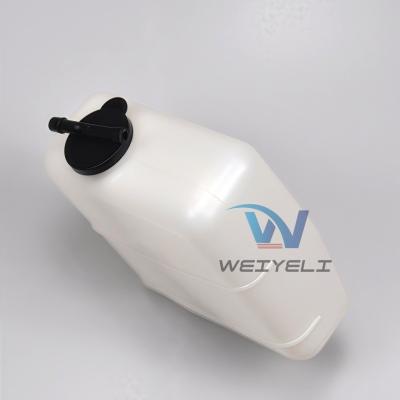 Cina Serbatoio di espansione del radiatore di plastica Serbatoio di acqua ausiliario per Komatsu PC40/50 20U-03-21150 in vendita