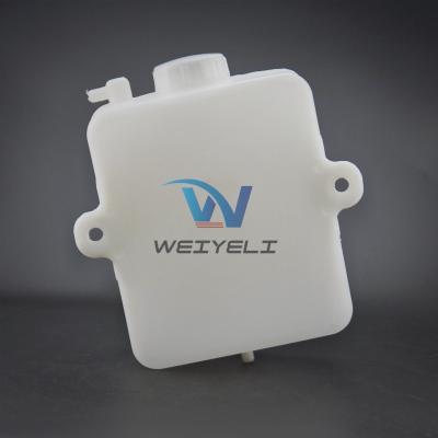 Cina Serbatoio di espansione del liquido di raffreddamento dell'escavatore K1038409 K1003180A K1009701B/C 450107-00018 Per DX140 160 170 180 190 210 225 230 255 Serbatoio di riserva di acqua del radiatore ausiliario in vendita