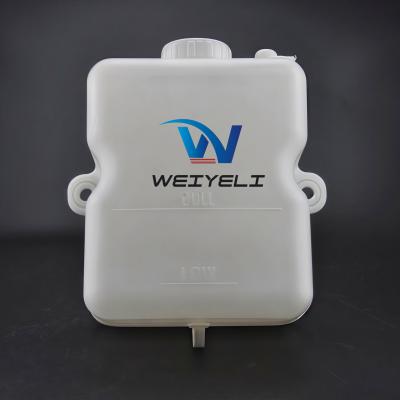 Cina Serbatoio di espansione del liquido di raffreddamento dell'escavatore K1038409 K1003180A K1009701B/C 450107-00018 Per DX140 160 170 180 190 210 225 230 255 Serbatoio di riserva di acqua del radiatore ausiliario in vendita
