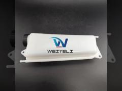 Industriële machines 131084A1 131084A2 koelmiddel radiator uitbreidingsvat ladingshok 580L/M/SL 590L/SL plastic watervat