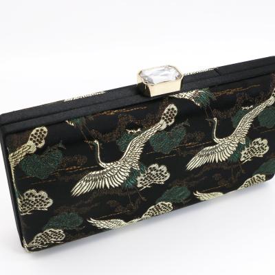 Cina ODM di Crane Pattern For Women della pochette di sera del tessuto ricamato in vendita