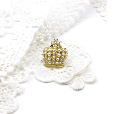 Cina La corona ha modellato il ODM di colore di Diamond Cufflinks Inlaid Pearl Gold degli uomini in vendita