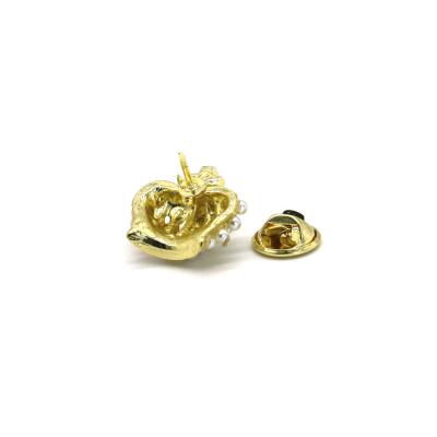 Cina La corona ha modellato il ODM di colore di Diamond Cufflinks Inlaid Pearl Gold degli uomini in vendita