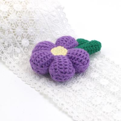 Cina fiore manuale a catena chiave della lana porpora della bambola 3D per il ODM dell'OEM dei vestiti in vendita