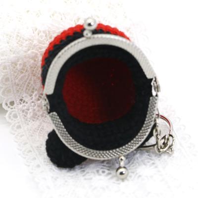 Cina Forma tessuta a mano sveglia della borsa di Handie della catena chiave della bambola della lana rossa con la perla in vendita