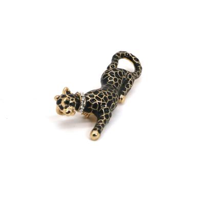 Cina ODM dell'OEM materiale di rame di dimensione di Pin With Diamond 5.5cm della fibula del leopardo in vendita