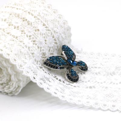 Cina Pin verde della fibula di modo della lega, altezza di Diamond Brooch 2.8cm della farfalla in vendita