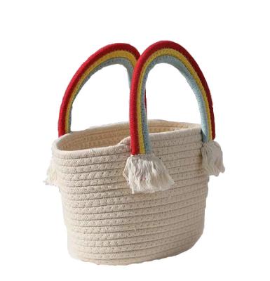 Cina La borsa tessuta cotone della nuvola dell'arcobaleno, lavora all'uncinetto la borsa della spiaggia per la festa della spiaggia in vendita