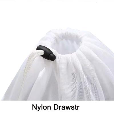 Cina Drawstring Binding Mesh Polyester Laundry Bag 50cmx60cm Customized Size in vendita