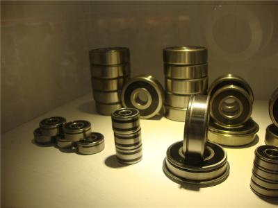 China Deep groove ball bearings Gcr15 Material  Bearing E2.6004-2Z/C3 for sale