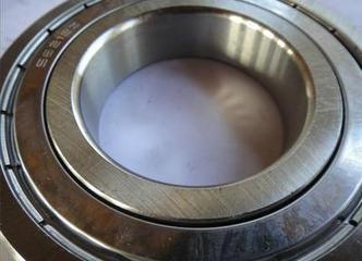 Cina Vibrazione a basso rumore e minima profonda dei cuscinetti a sfera della scanalatura della ruota automatica GCr15, in vendita