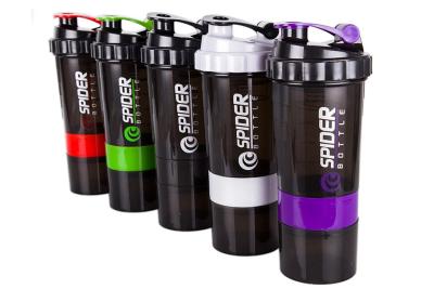 Cina Bottiglia di plastica su ordinazione all'ingrosso di 500ml Shaker Cups Sport Gym Shaker in vendita