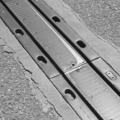 China Natural Rubber Bridge Expansion Joint 16Mpa Elastomeric Expansion Joint for sale