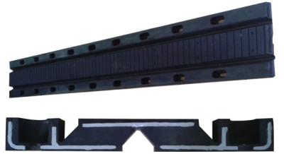 China TR80 Rubber Bridge Expansion Joint Moulding Rectangular Road Plate for sale