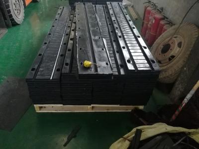 China TR80 Rubber Bridge Expansion Joint Moulding Rectangular Road Plate for sale