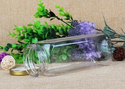 China Tarros plásticos transparentes cuadrados impermeables con la tapa del hierro que empaqueta 550ml en venta