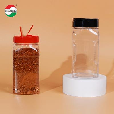 Cina Barattoli di plastica per spezie da 425 ml con coperchio rosso e nero, forniti come campione all'ingrosso, perfetti per conservare spezie e polveri in vendita