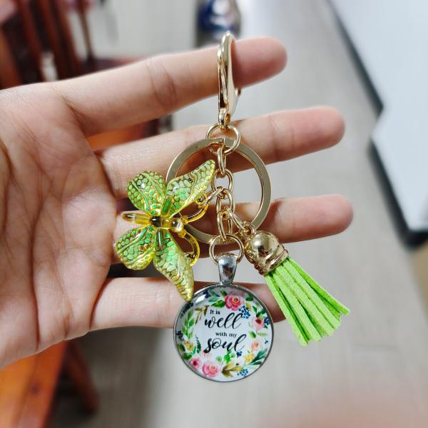 Quality GUGEER Personalized logo Exquisite Butterfly Keychain,Tassel Pendant Keychain Fashion Key Ring Decorative Bag Accessory for Women Ladies for sale