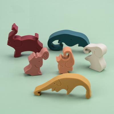 China Elefante Forma Bpa Free Teether Bebê de borracha natural silicone pilhas para bebês à venda