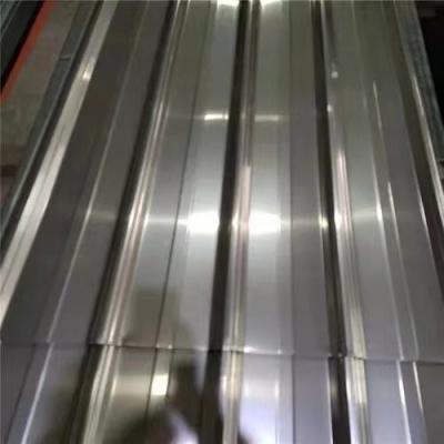 Cina 900 serie ss hanno ondulato l'angolo retto di acciaio inossidabile dello strato 600-3000mm in vendita