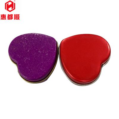 China Custom small heart shape gift packaging tin cans Mini metal tin box for candy for sale