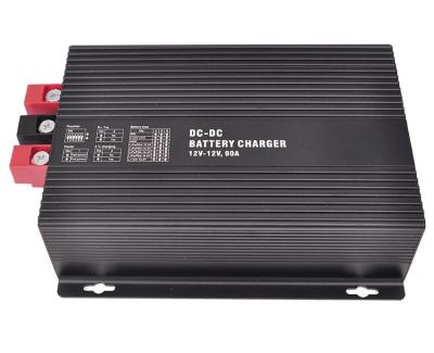 China Waterproof DC Battery Charger Bluetooth Compatible 12V Solar MPPT Technology CE ROHS FCC Certified for sale