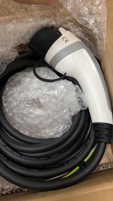 China Tipo dell'automobile elettrica di 3.6KW 16A - 2 il nero bianco di IEC 62196 del caricatore di CA for sale