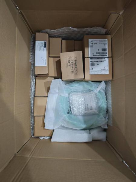 Quality Siemens 6ES7215-1AG40-0XB0 SIMATIC S7-1200 1215C Compact CPU Module for sale