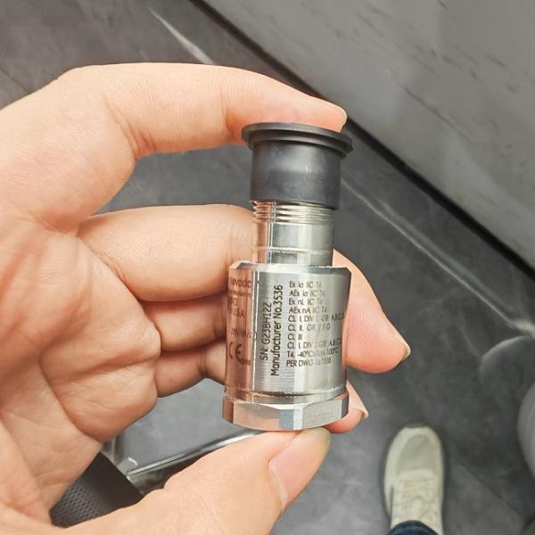 Quality Bentley Nevada 330400-01-05 Accelerometer 1/4-28 UNF Integral Stud Multiple for sale