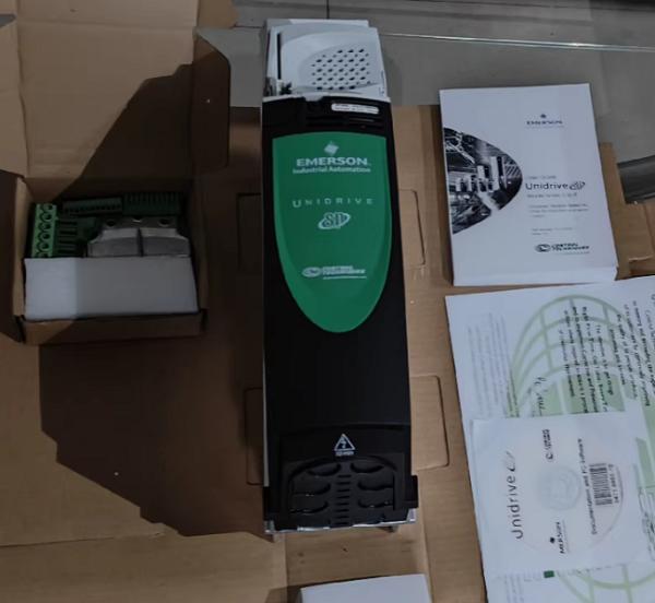 Quality Emerson Control Techniques SP1404 Unidrive AC Servo Drive 2.2/3.0 kW Order No. for sale