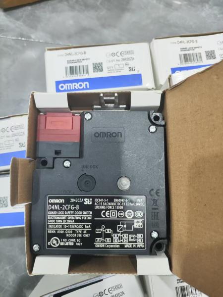 Quality Omron D4NL-2CFG-B Guard Lock Safety Door Switch Ultimate IP67 Protection EN ISO for sale