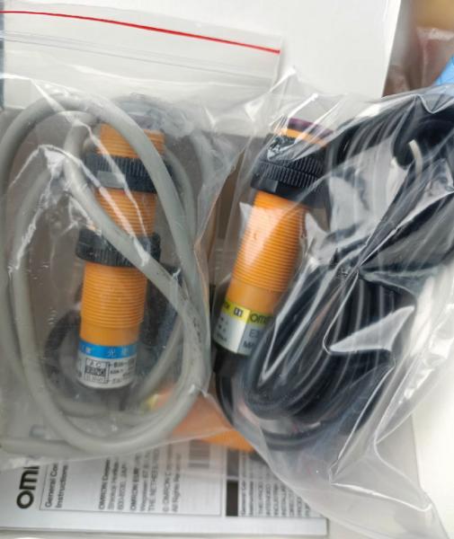 Quality Omron E3F-DS30Y1 90-250VAC 2M Cylindrical M18 Diffuse Photoelectric Sensor IP67 for sale