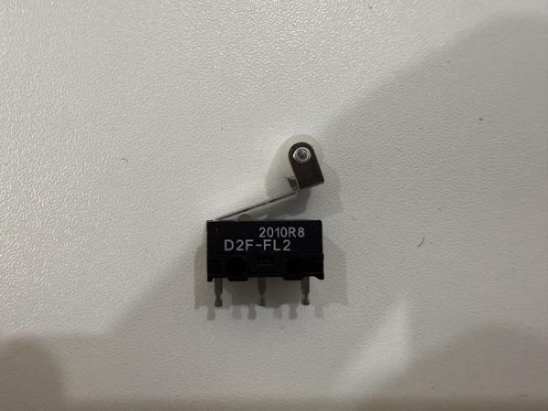 Quality Omron D2F-FL2 1A Basic Micro Switch Low Operating Force 0.74 N Hinge Roller for sale