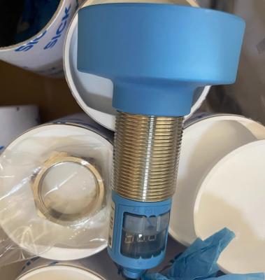 Cina UM30-215113 Sensori di distanza a ultrasuoni SICK IP65 / IP67 -25°C a +70°C in vendita