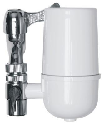 Cina Cucina bianca sul filtro da acqua di rubinetto, filtro dal rubinetto del depuratore di acqua del rubinetto del lavandino con la cartuccia granulare del carbonio in vendita