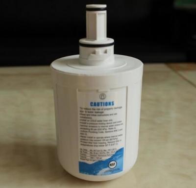 Cina Forma rotonda della famiglia del filtro da acqua del frigorifero della sostituzione 6 mesi di vita del filtro in vendita