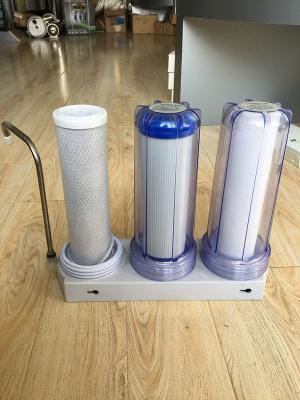 Chine La partie supérieure du comptoir alcaline pp de filtration de triple de filtre d'eau de RO de logement clair a activé le carbone en céramique à vendre