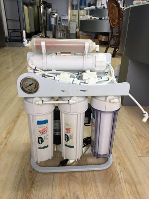 China Auto Gelijk de Filtratiesysteem van het Omgekeerde Osmosewater met Drukmaat, JACO of Snel Montagetype Te koop