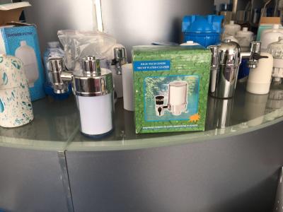 Cina Fibra del carbonio della cucina/filtro da acqua granulare del supporto del rubinetto del filtrante del rubinetto della cartuccia del carbonio in vendita
