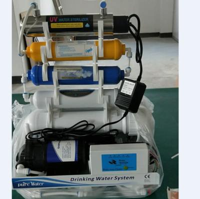 Chine Puissance du filtre d'eau d'osmose d'inversion de circuit de refroidissement de RO 8,5 pH 28W sous l'évier à vendre