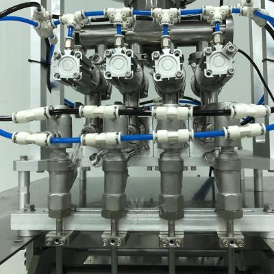 Cina Vertical Multi Lane Packaging Machine 3 Side Medical Liquid Sachet Sealing in vendita