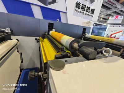 Cina Macchina di stampa flessibile a manica per sacchetto di cartone di tazze di carta Pacchetto 1000 mm Larghezza controllo PLC 150m/min Velocità in vendita
