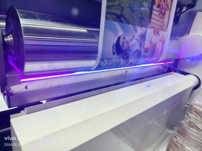 Cina Macchina di stampa flessibile a manica per sacchetto di cartone di tazze di carta Pacchetto 1000 mm Larghezza controllo PLC 150m/min Velocità in vendita