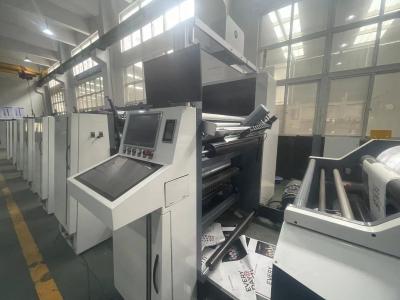 China Máquina de impressão de copos de papel de alta qualidade Máquina de impressão corrugada de passagem única Impressora de passagem única à venda