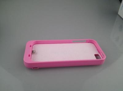 Chine caisses de batterie 2500mAh externes entièrement incluses pour Iphone 5, roses à vendre