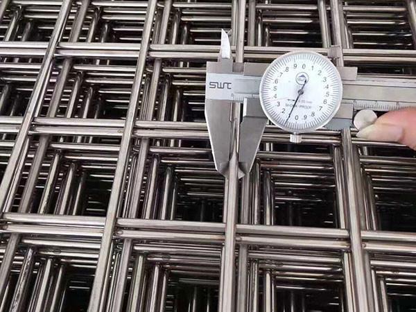 Quality Stainless Steel Welded Wire Mesh 304 316 316L Corrosion Resistance for sale