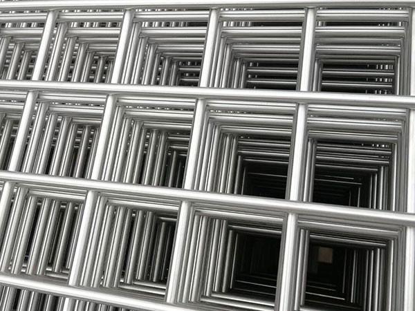 Quality Stainless Steel Welded Wire Mesh 304 316 316L Corrosion Resistance for sale